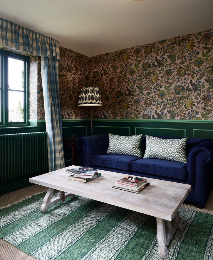 In Full Bloom: Five Floral Wallpapers We Love